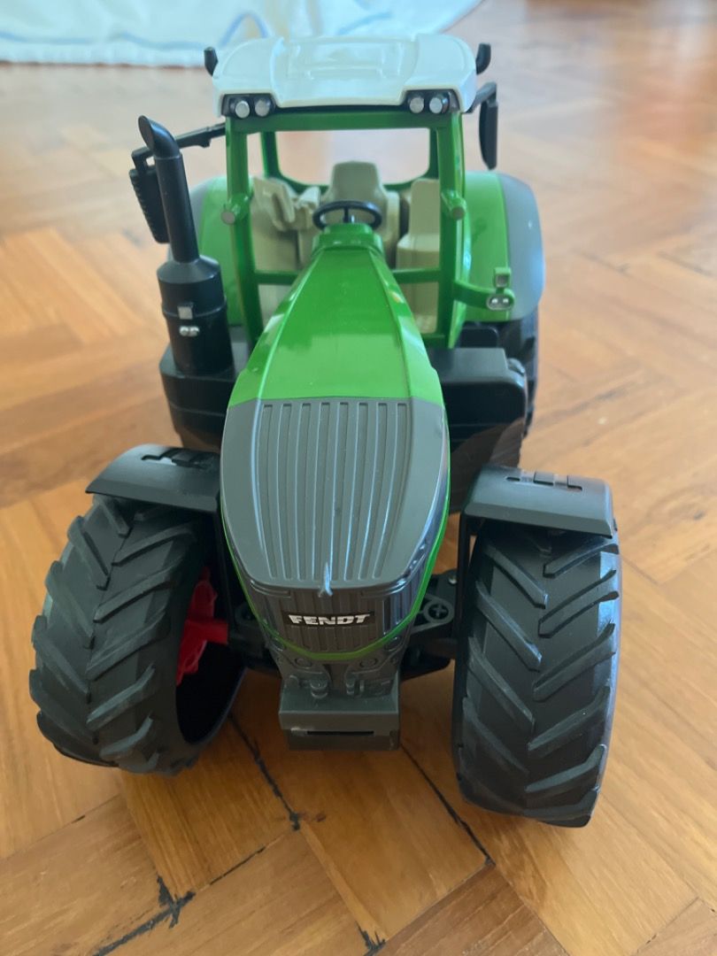 Toy Tractor Fendt, Babies & Kids, Infant Playtime on Carousell