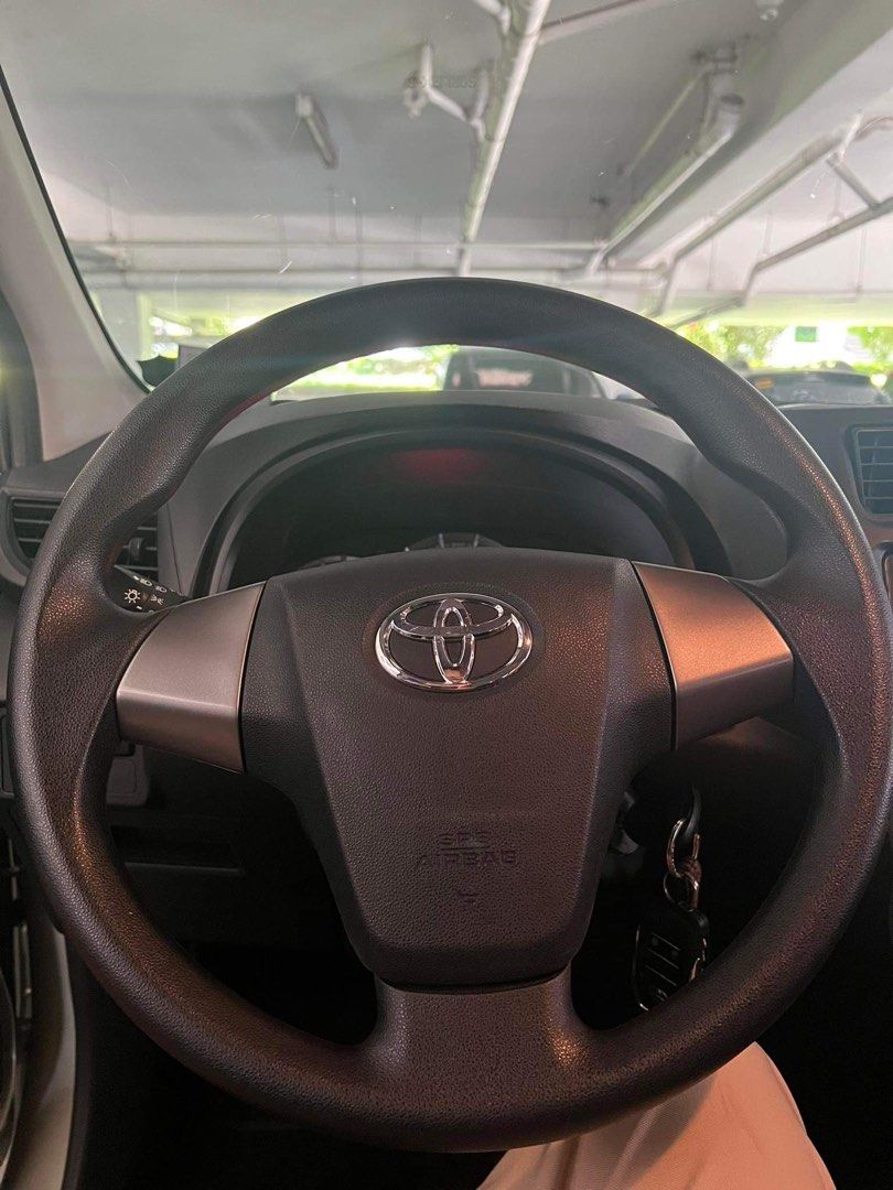 Toyota Avanza Gold Auto on Carousell