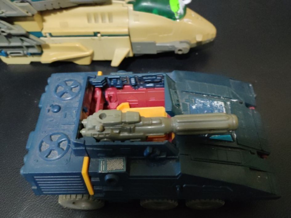 Micro Transformer Bases: Landshaker, Hobbies & Toys, Toys & Games on ...