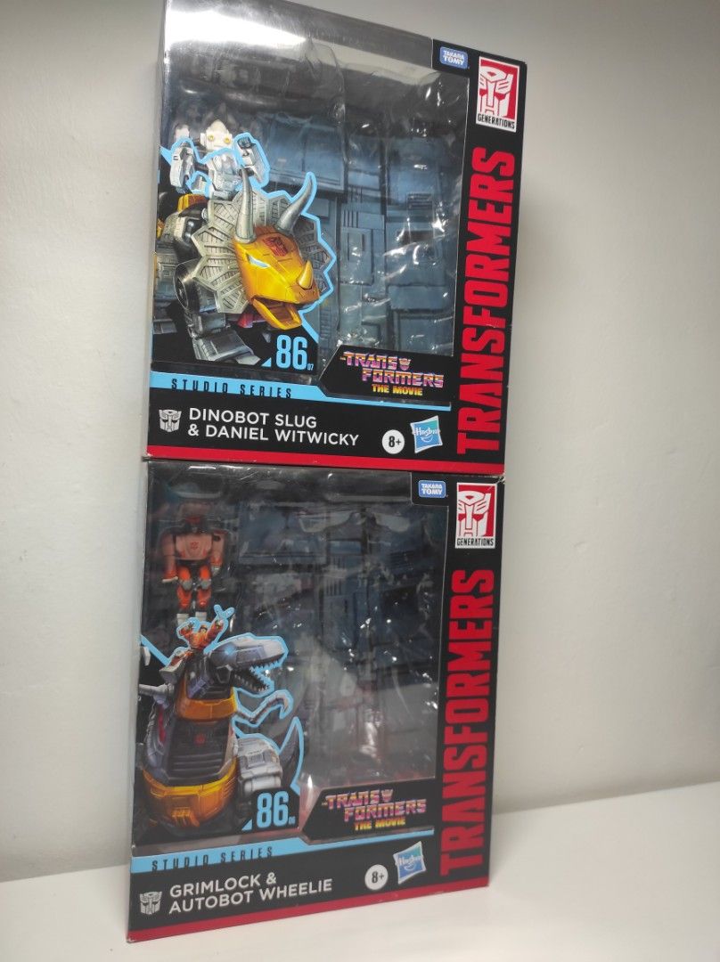 Transformers Studio Series - Daniel Witwicky and Wheelie figures ...