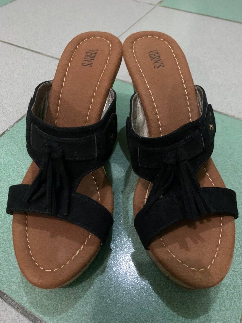 Vern's Wedges 4 inch, Women's Fashion, Footwear, Wedges on Carousell