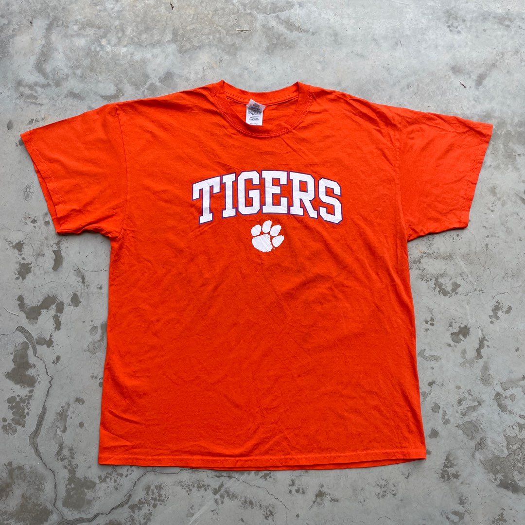 Vintage Tigers Tee, Men's Fashion, Tops & Sets, Tshirts & Polo Shirts on Carousell