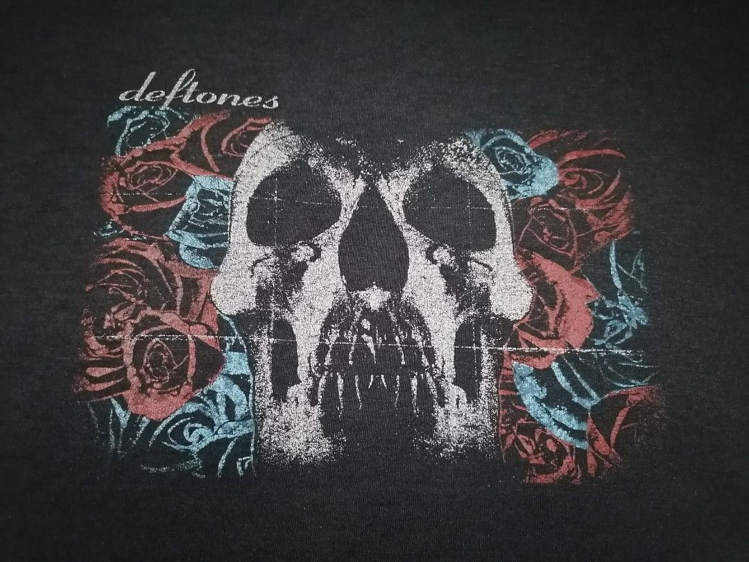 Vintagr Deftones Skull on FOTL Best hard tag on Carousell