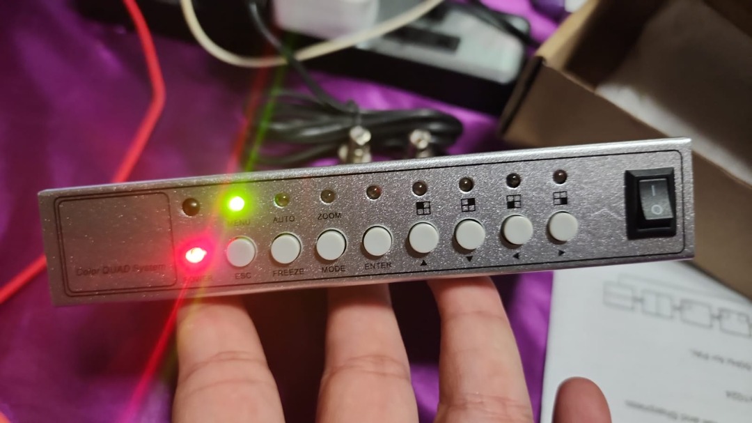 4CH Color Video Quad Processor Splitter For CCTV System, Furniture ...