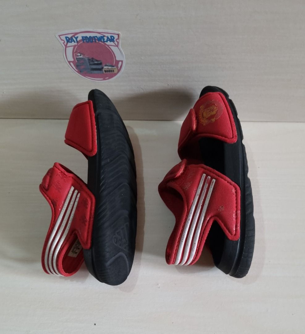 Adidas Sandal MUFC Akwah 1 AF4370, Bayi & Anak, Baju Anak Laki-laki, 1 ...