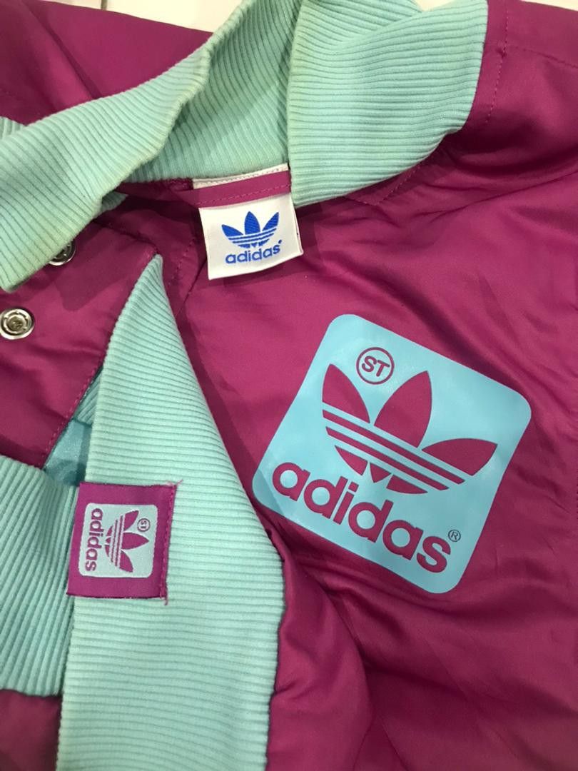 Adidas varsiti jacket Big logo ( pit 19/L 21.5), Women's Fashion, Coats ...