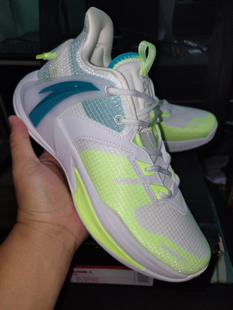 Anta Gordon Hayward Pounce 2, Men's Fashion, Footwear, Sneakers on ...