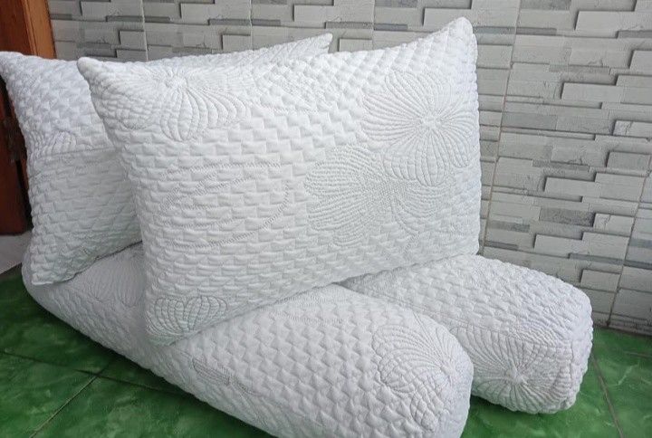 Bantal hotel PREMIUM class anti kempes ukuran American 45x65 cukup ...