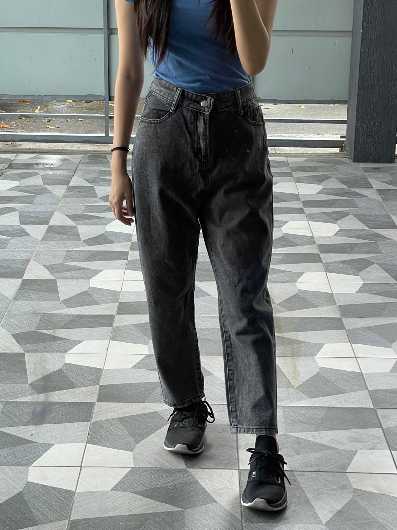 Black Boyfriend Jeans, Women's Fashion, Bottoms, Jeans on Carousell