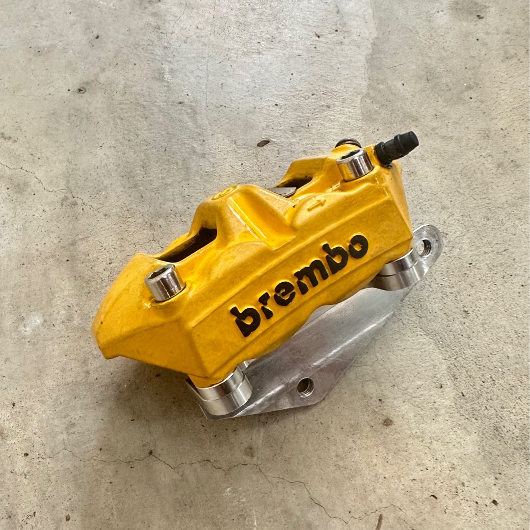 Brembo 4 Pot Caliper, Motorcycles, Motorcycle Accessories on Carousell