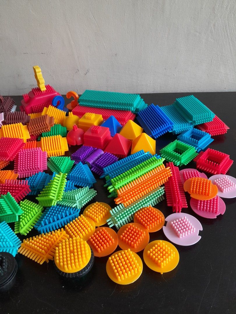 Bristle Blocks, Hobbies & Toys, Toys & Games on Carousell