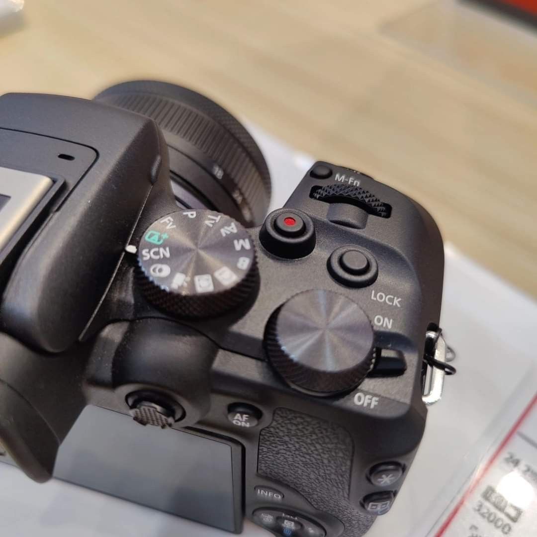 Cano EOS R10, Photography, Cameras on Carousell