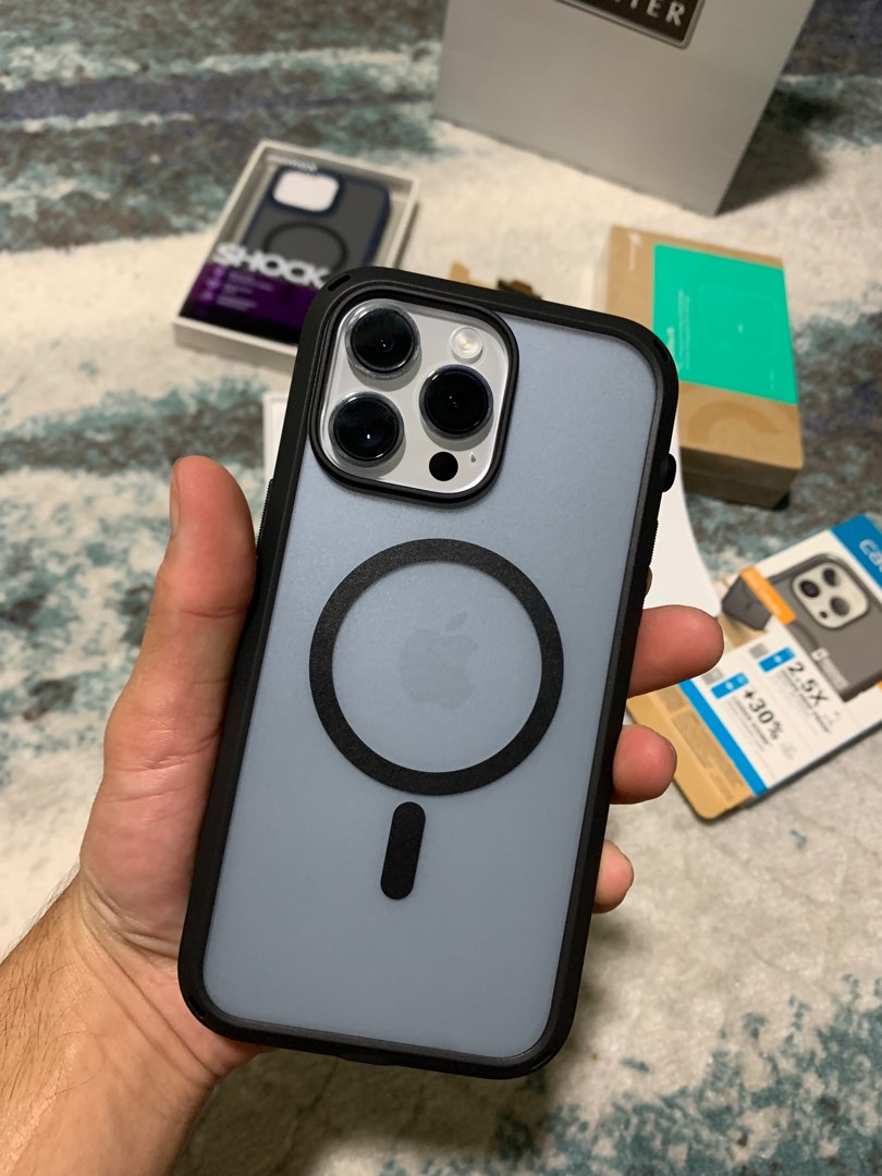 Catalyst Influence with magsafe 14 Pro Max, Mobile Phones & Gadgets ...