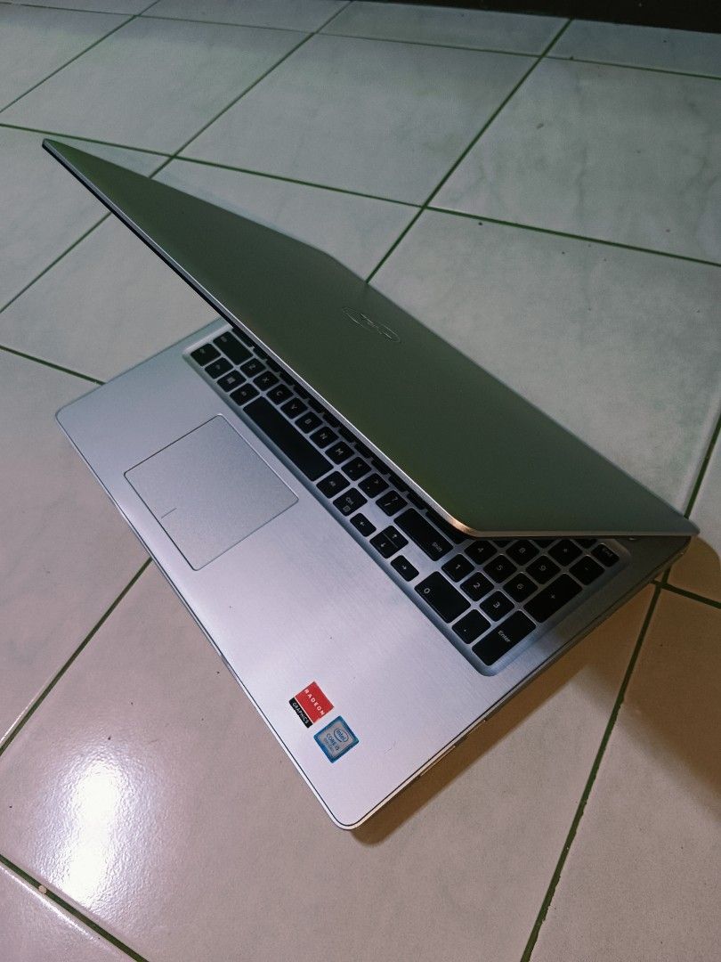 CORE I5 8TH GEN 12GB DDR4 RAM 256GB SSD AMD RADEON R7 M460 DELL INSPIRON GAMING LAPTOP ...