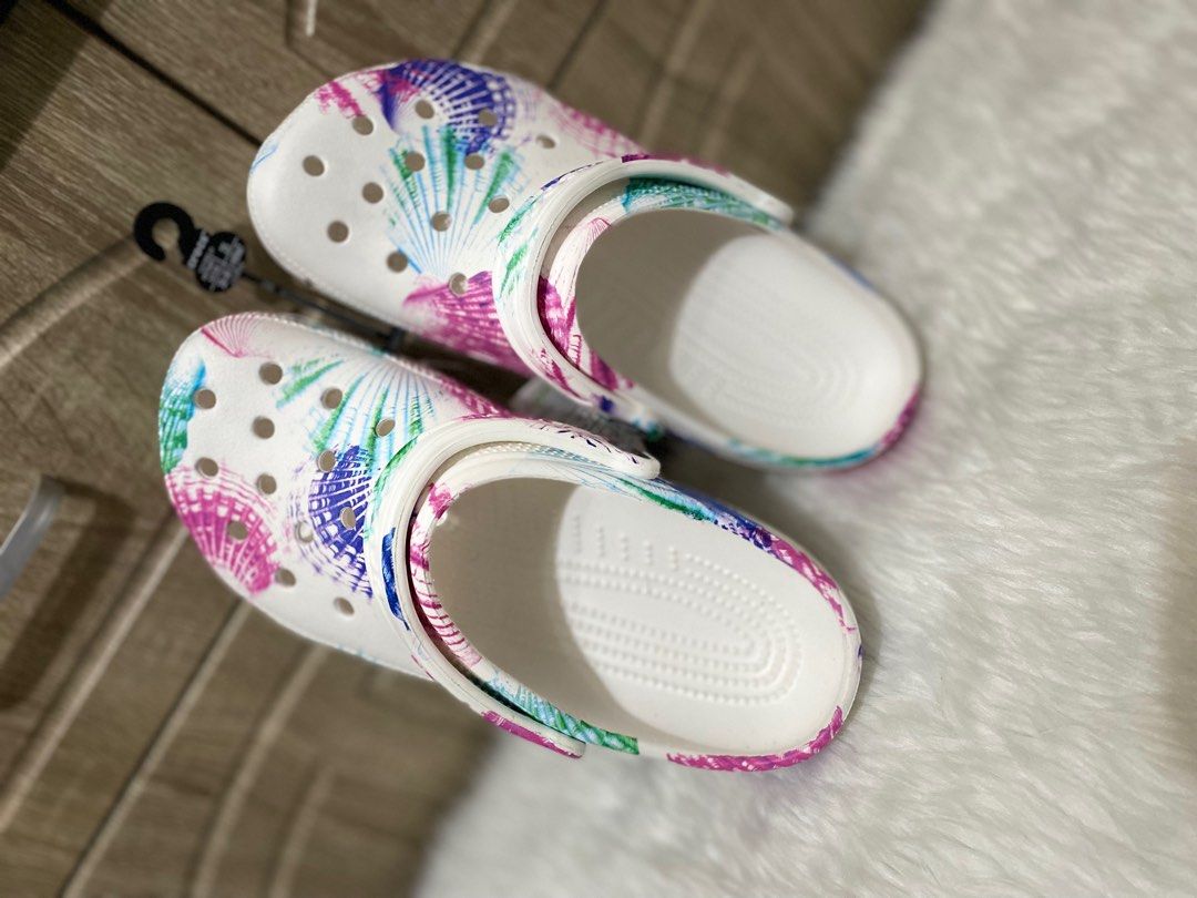 Crocs Classic Cyber Beach Clog, Women's Fashion, Footwear, Slippers and ...