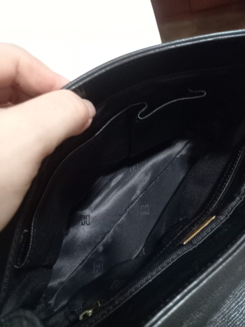 DAKS SIGNATURE CANVAS LEATHER CROSSBODY BAG, Women's Fashion, Bags & Wallets, Cross-body Bags on ...