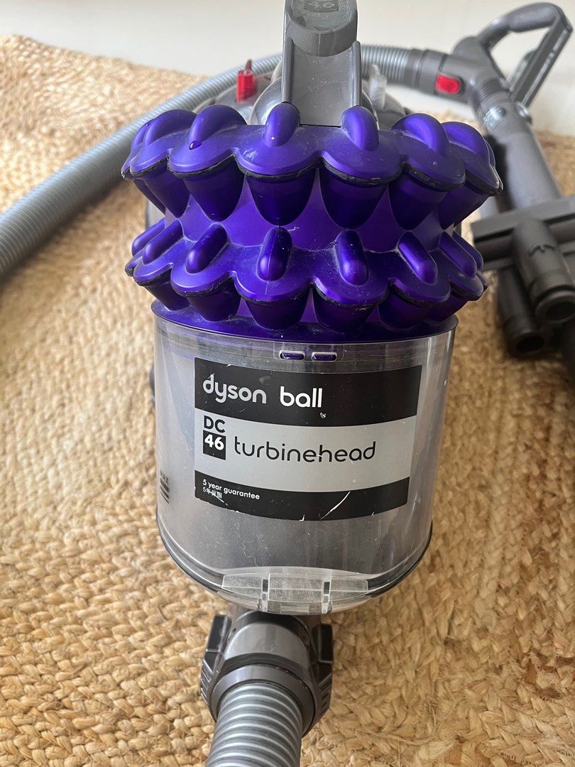 Dyson DC46 turbinehead vacuum, 家庭電器, 吸塵機 ＆ 家居清潔電器 - Carousell
