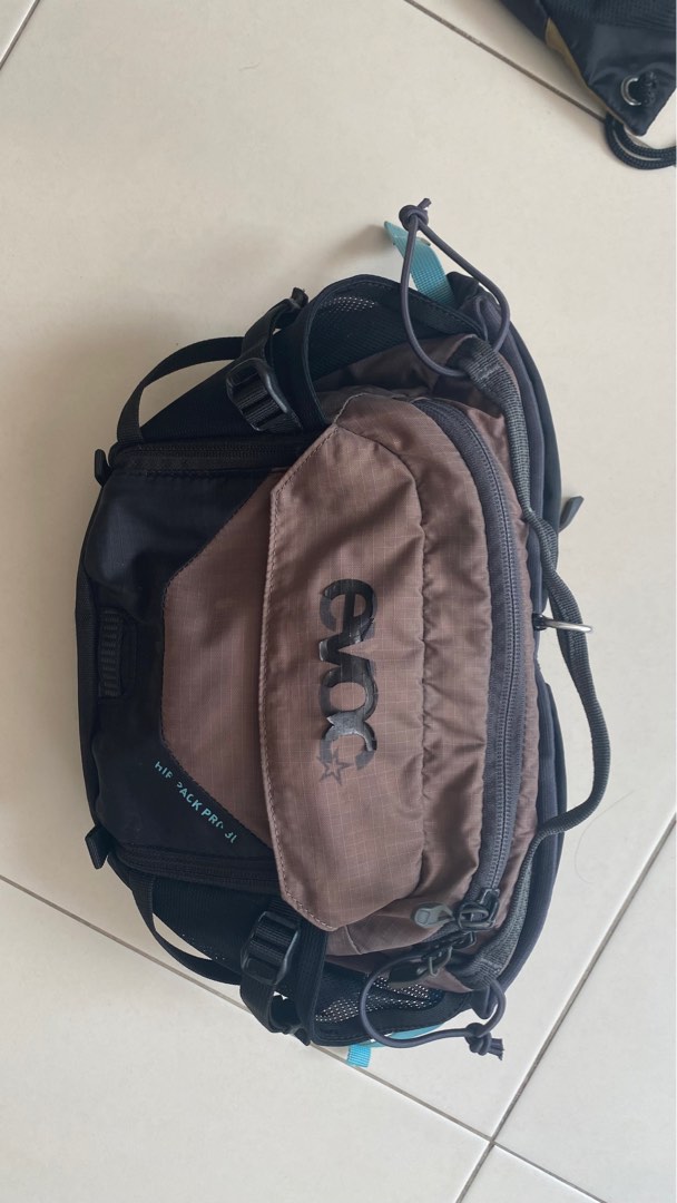 evoc hip pack pro 3L, Sports Equipment, Bicycles & Parts, Bicycles on ...