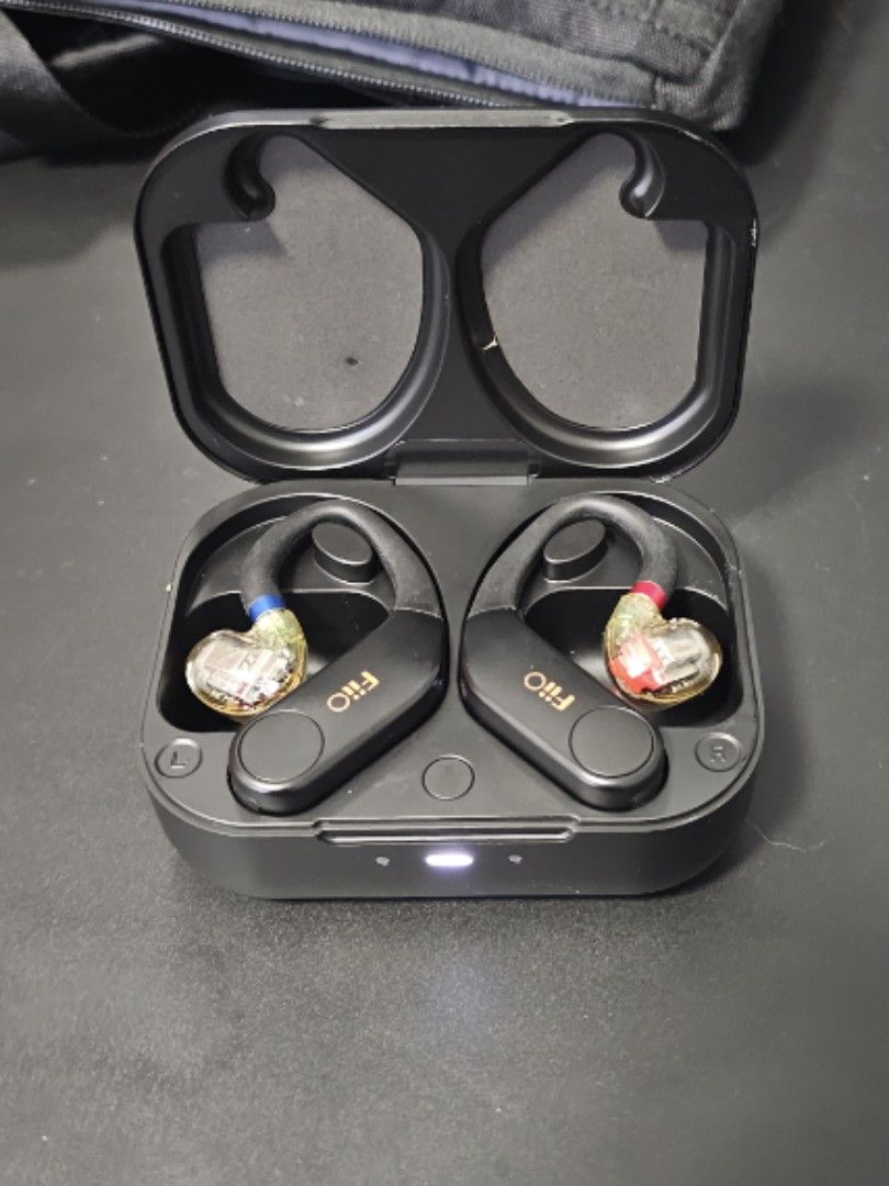 FiiO UTWS5 V2.0 with MMCX connector, Audio, Headphones & Headsets on Carousell