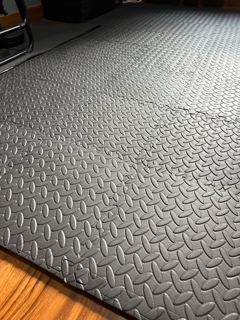 Foam Mat 30x30 (1.8m x 2.4m), Sports Equipment, Exercise & Fitness ...