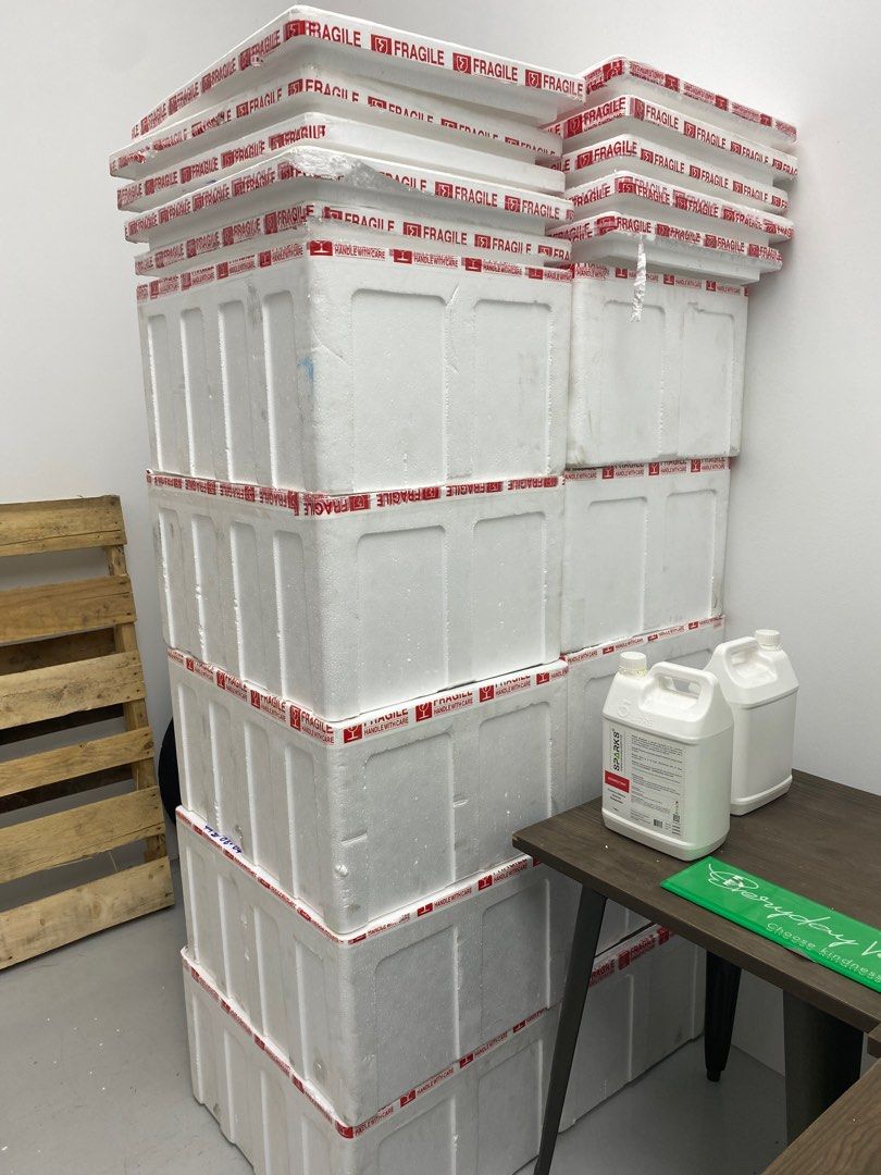 Free Styrofoam boxes, Furniture & Home Living, Home Improvement ...