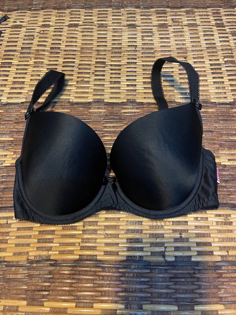 Freya 30F/32E, Women's Fashion, New Undergarments & Loungewear on Carousell