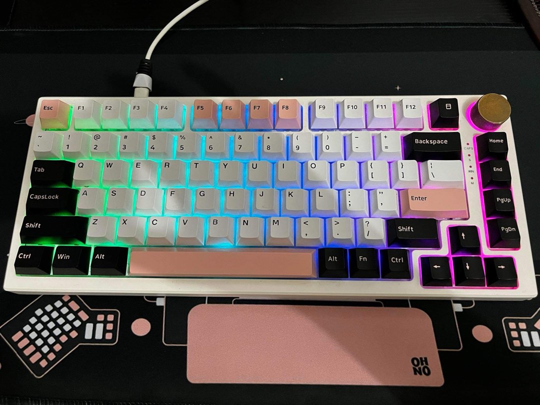 THOCKY KEYBOARD! Fully Modded Feker IK75 (75% layout & wired only ...