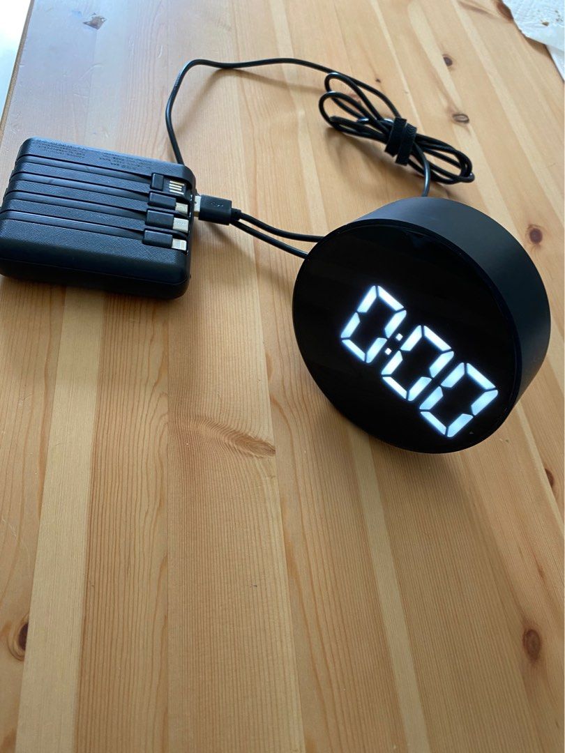 IKEA PLUGGET 鬧鐘 USB電子鬧鐘, 傢俬＆家居, 家居裝飾, 時鐘 - Carousell