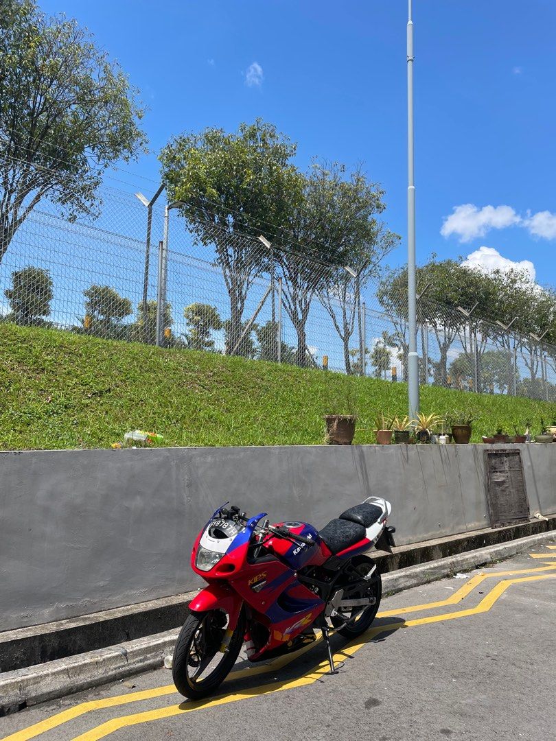 kawasaki krr coverset, Motorcycles, Motorcycle Accessories on Carousell