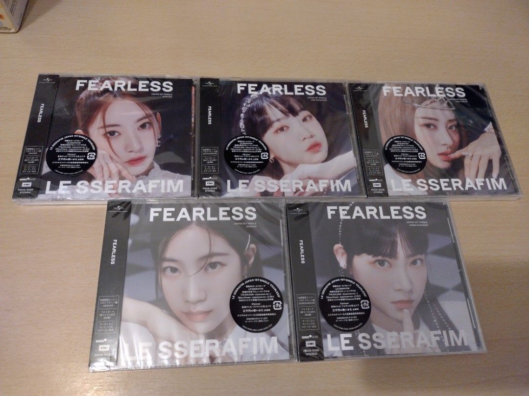 Lesserafim Fearless 全新日專, 興趣及遊戲, 收藏品及紀念品, 韓流 - Carousell