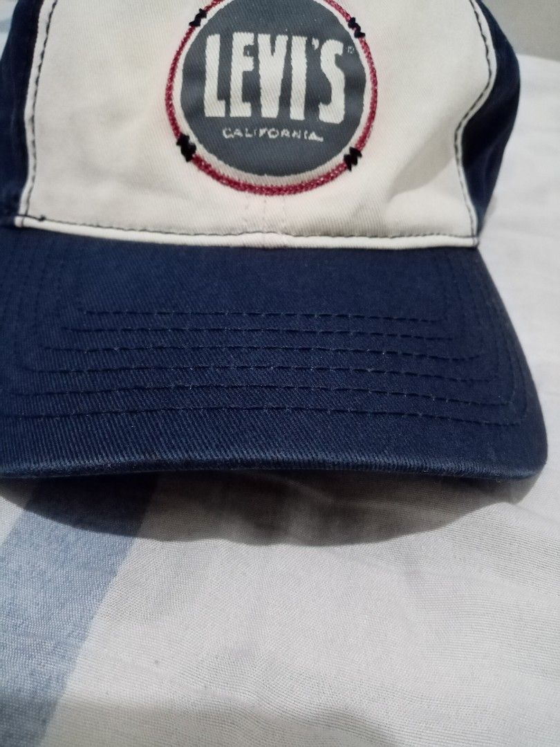 Levi's Cap, Men's Fashion, Watches & Accessories, Caps & Hats on Carousell