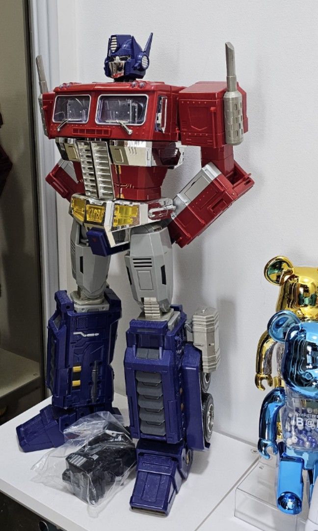 Lewin Resources Lewin-01 Atlas (71cm Transformers Autobot Leader ...