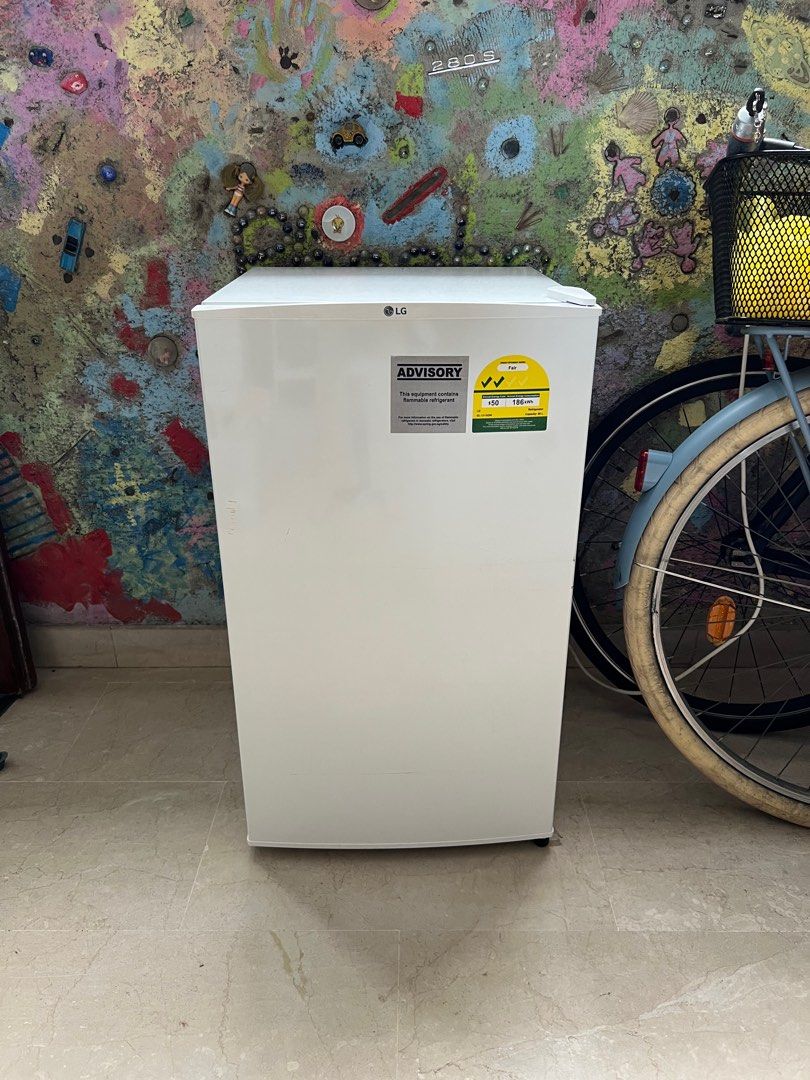 LG Mini Fridge GL-131SQW 90L, TV & Home Appliances, Kitchen Appliances ...