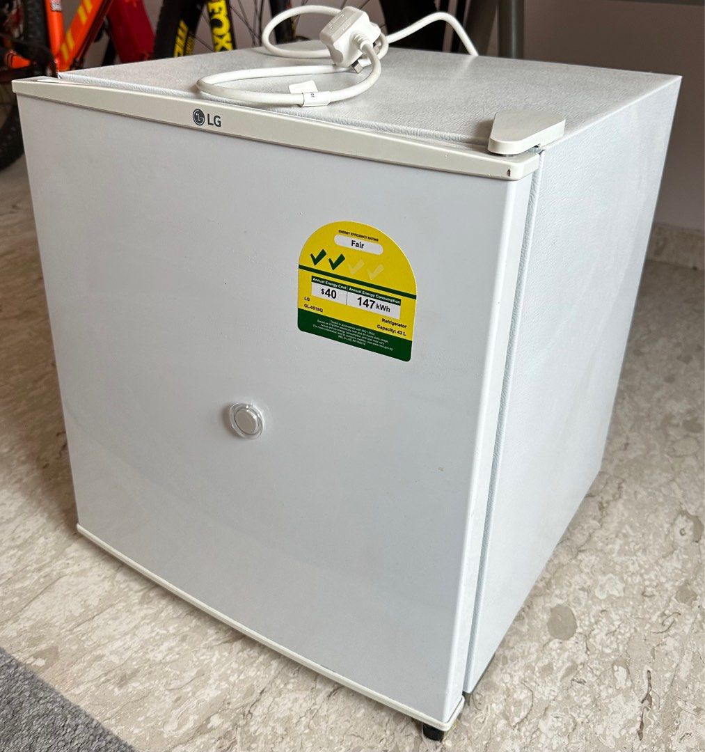 LG mini refrigerator, TV & Home Appliances, Other Home Appliances on ...
