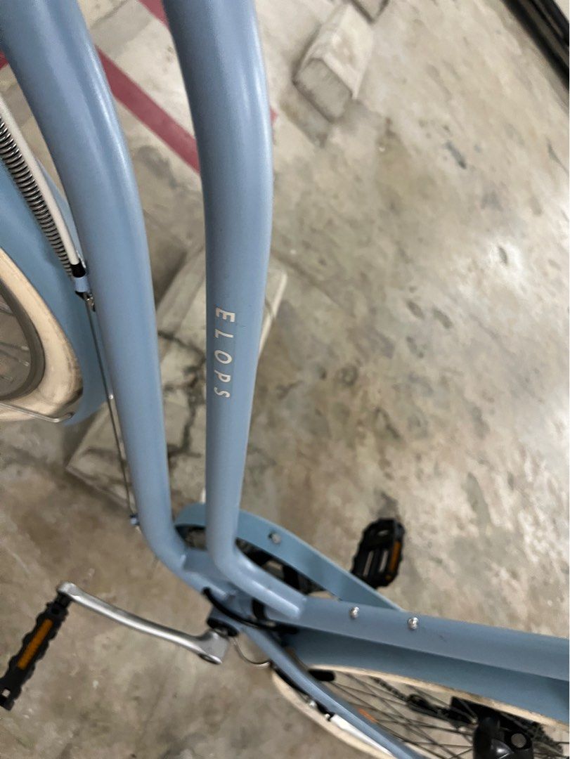 Low frame City Bike Elops 520 with child seat, Sports Equipment ...
