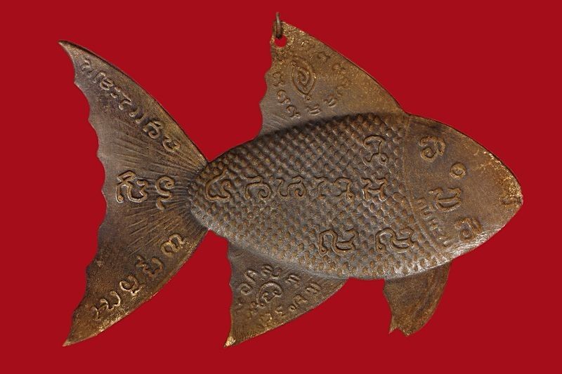 Lp Chong Wat Natangnok Taipan fish 1st batch 2485 (pair), Hobbies ...