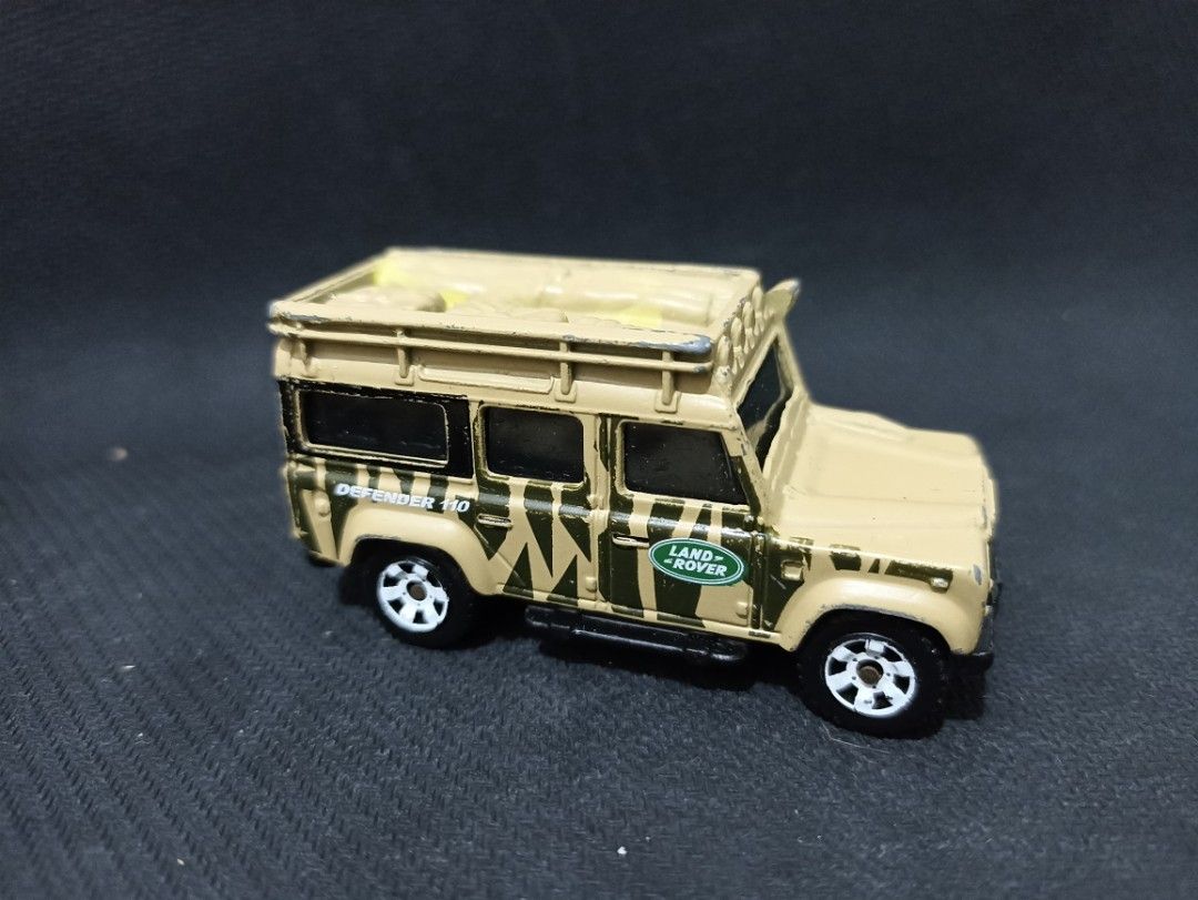 Matchbox Land Rover Defender, Hobbies & Toys, Toys & Games on Carousell