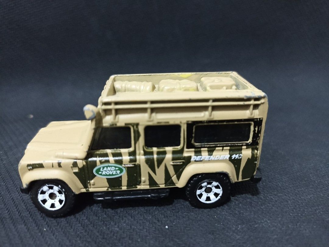 Matchbox Land Rover Defender, Hobbies & Toys, Toys & Games on Carousell