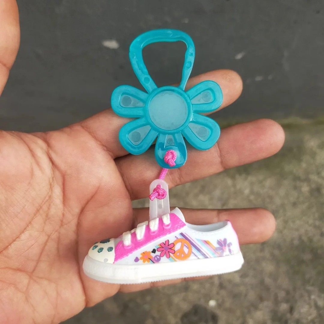 McDonald's Happy Meal Skechers Twinkle Toes Great Escapes 2011 Four ...