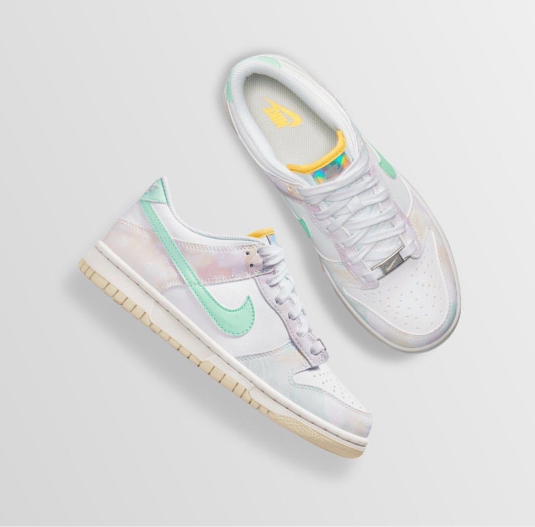 Nike Dunk Low Pastel Paisley, Women's Fashion, Footwear, Sneakers on ...