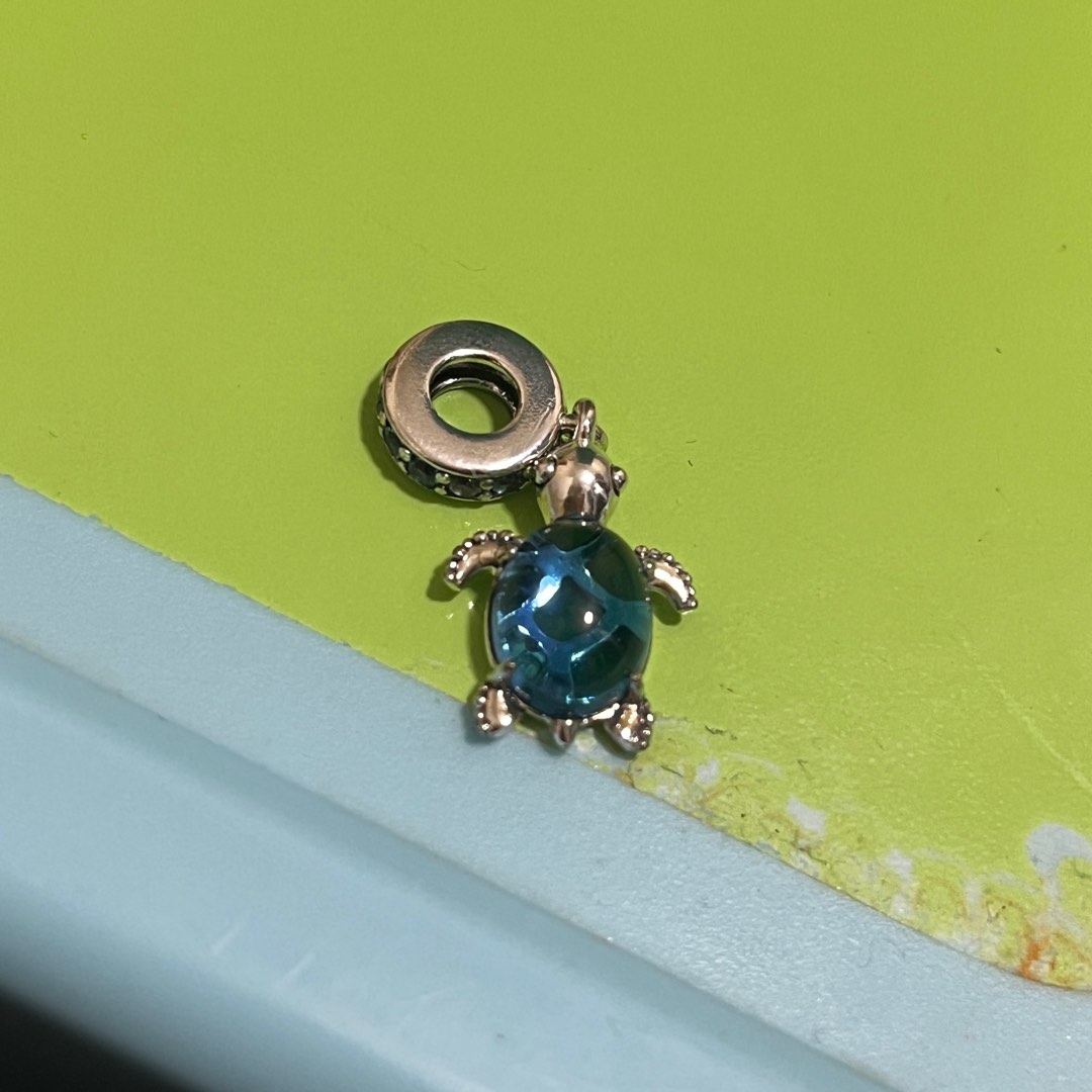 Pandora Turtle charm, Women's Fashion, Jewelry & Organisers, Charms on ...