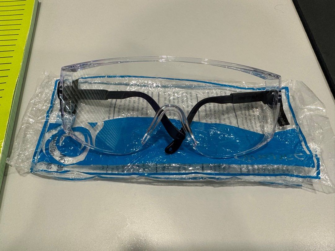 Quebee Lab Goggles, Men's Fashion, Watches & Accessories, Sunglasses ...