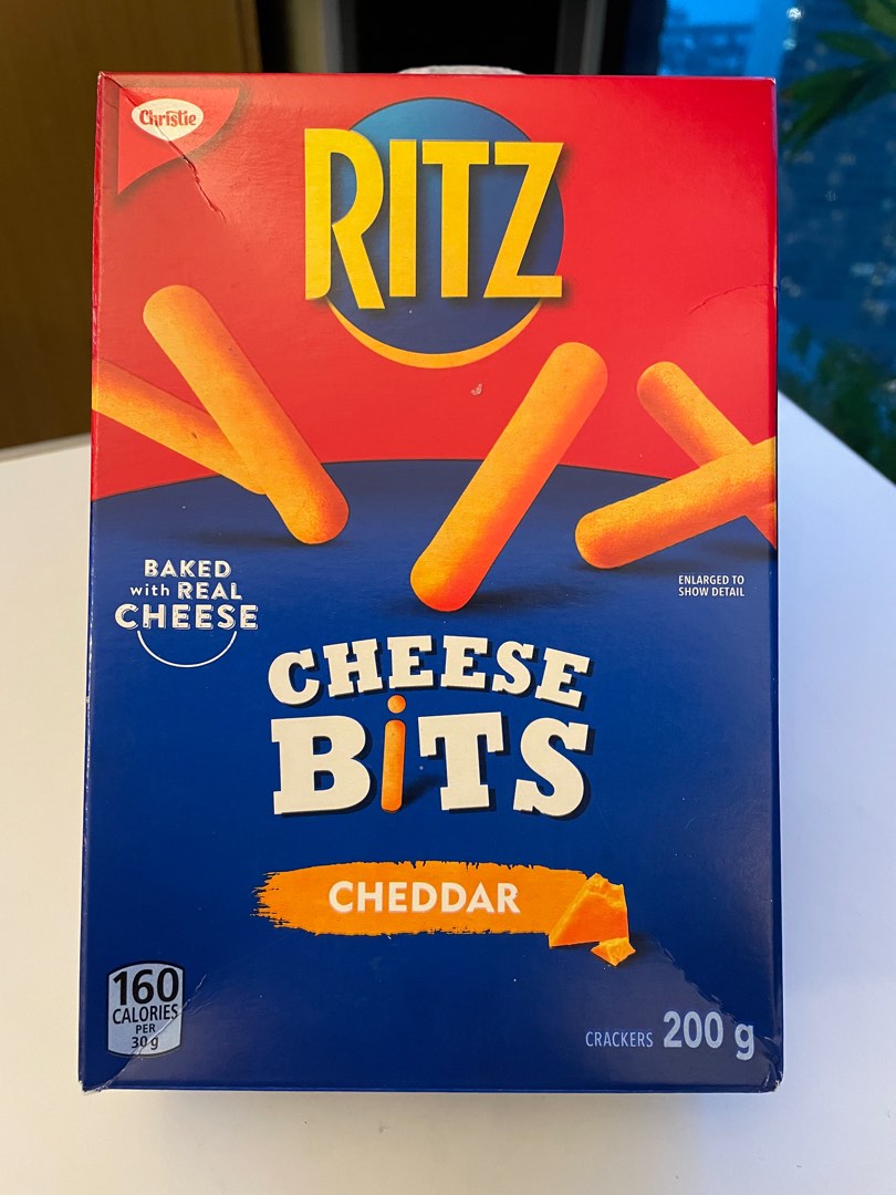 現貨*Ritz: Cheese Bits (Cheddar flavour) 200g, 嘢食 & 嘢飲, 包裝食物&即食食物 - Carousell