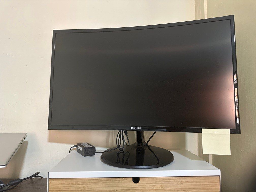 Samsung 27 inch Curved Monitor, Computers & Tech, Desktops on Carousell