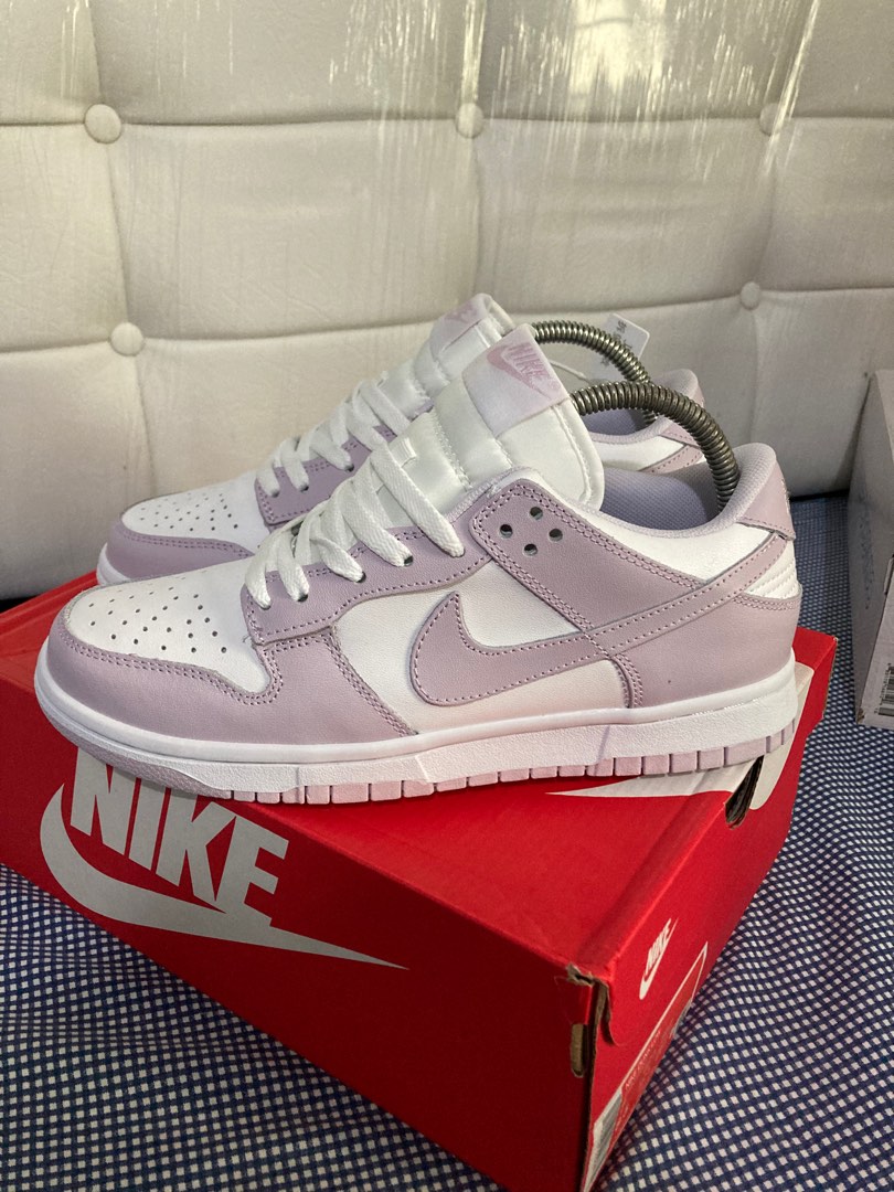 SB Dunk Low Light Purple, Men's Fashion, Footwear, Sneakers on Carousell