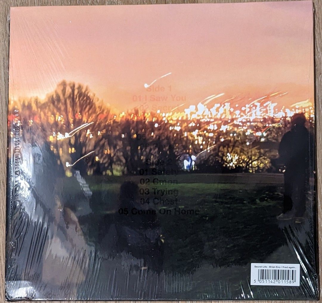 Secret Life - Fred Again...& Brian Eno (black vinyl), 興趣及遊戲, 音樂、樂器 & 配件 ...