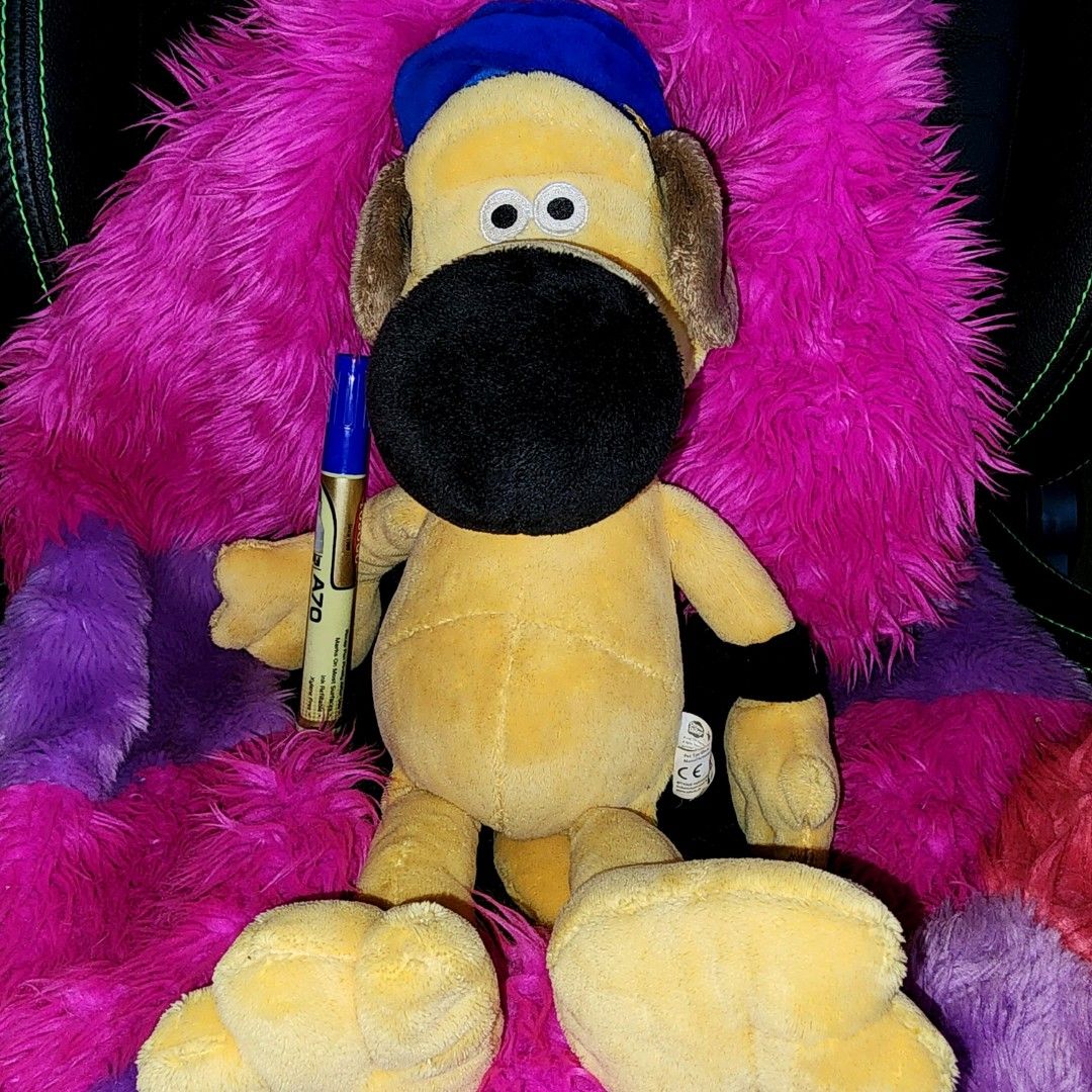 Shaun the Sheep Bitzer Dog (read details), Hobbies & Toys, Toys & Games ...