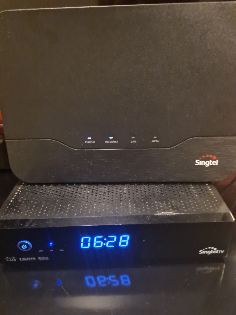 Singtel - 1GBPS broadband + Singtel TV, TV & Home Appliances, TV ...