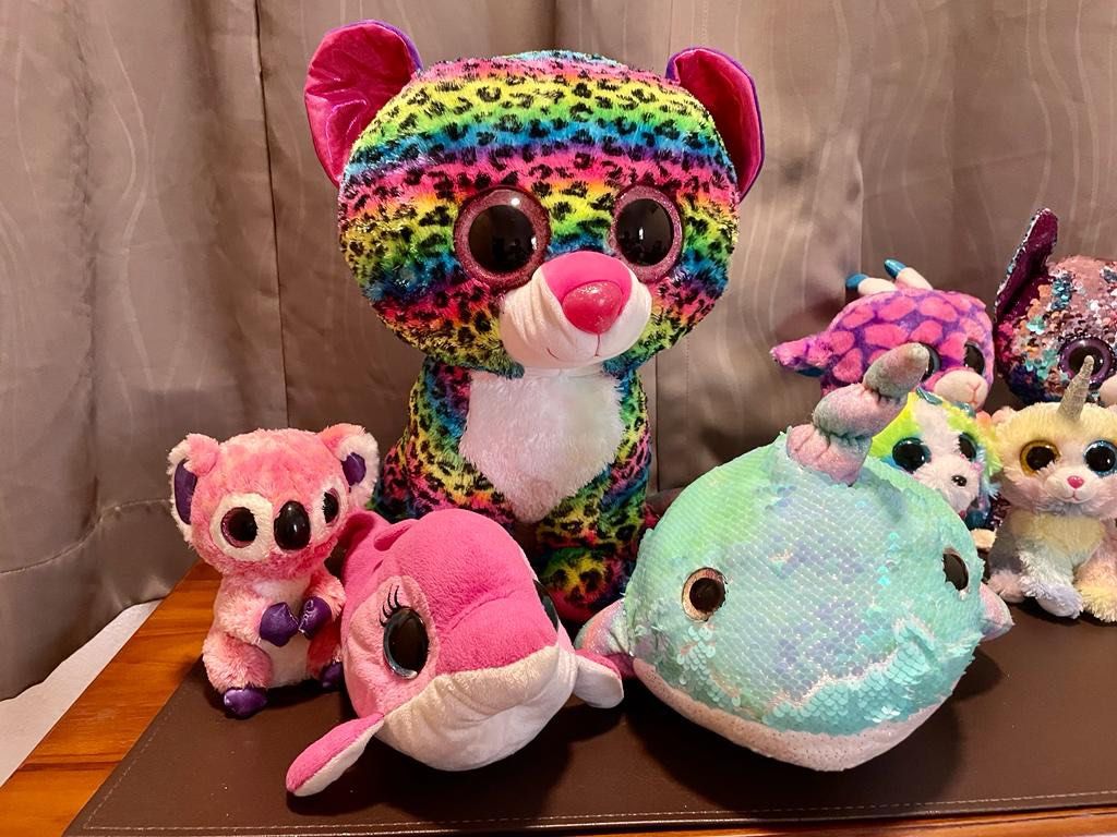 Soft toy collection, Hobbies & Toys, Toys & Games on Carousell