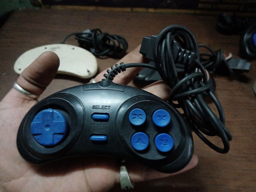 Super Famicom & Family Computer Controllers Set (6pcs), Video Gaming ...